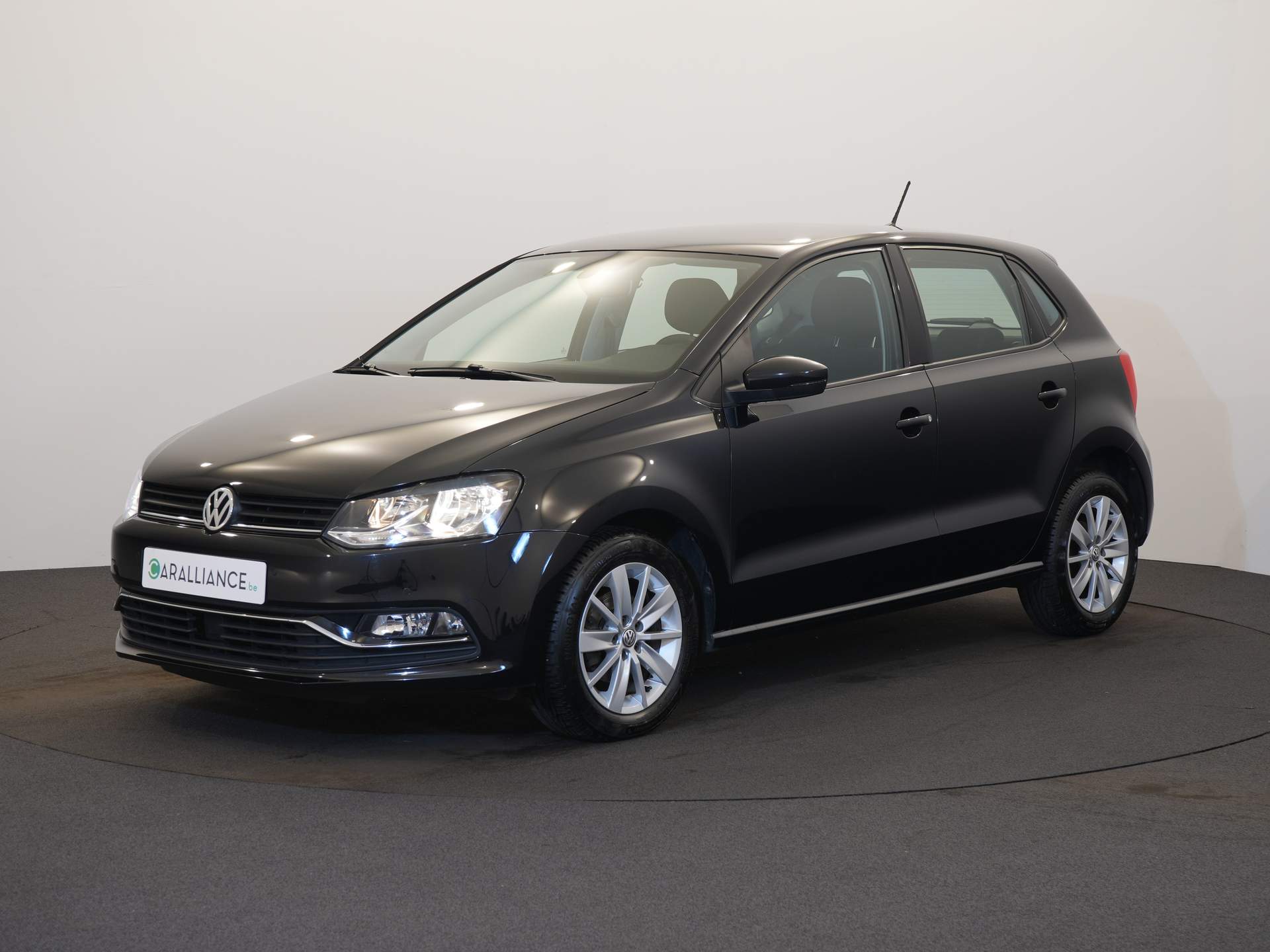Volkswagen - Polo - Highline – Caralliance - Le plus grand stock de ...